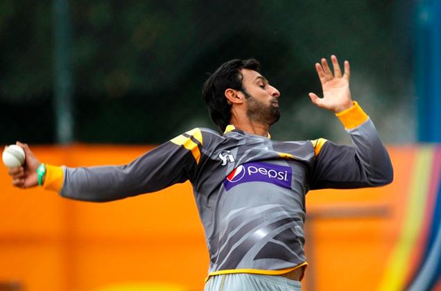 Malik reluctant to play international cricket, says source - Batting ...