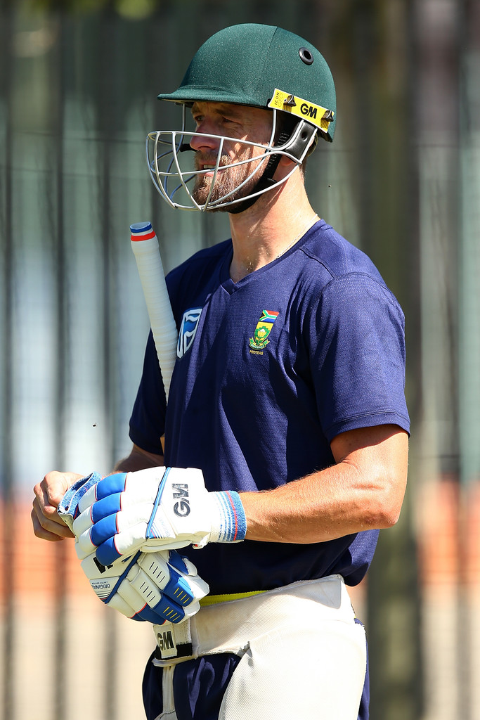 Why did Vilas sign a Kolpak deal? - Batting with Bimal