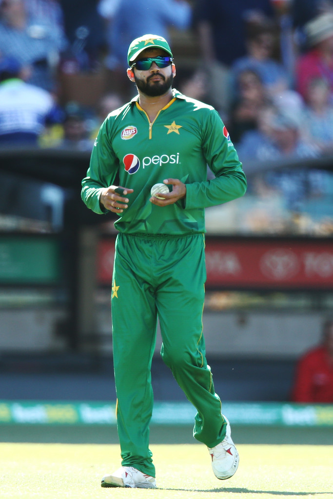 Azhar, Umar brought back for Champions Trophy - Batting with Bimal