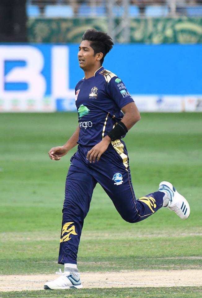 Who is Quetta Gladiators pace bowler Mohammad Hasnain's cricket idol?