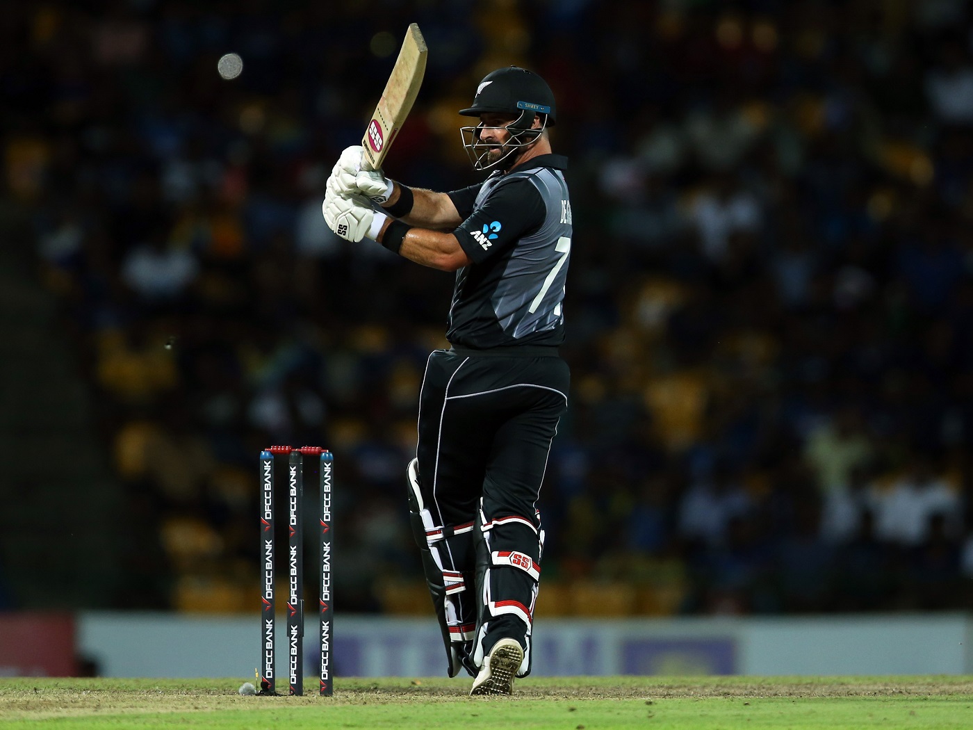 Colin de Grandhomme, Tom Bruce put New Zealand 2-0 up